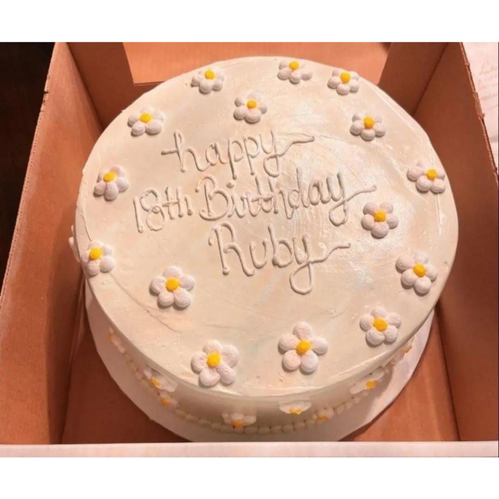 Jual Kue Ulang Tahun Bento Cake Ukuran 15 Ready Batam / Kue Ulang Tahun ...