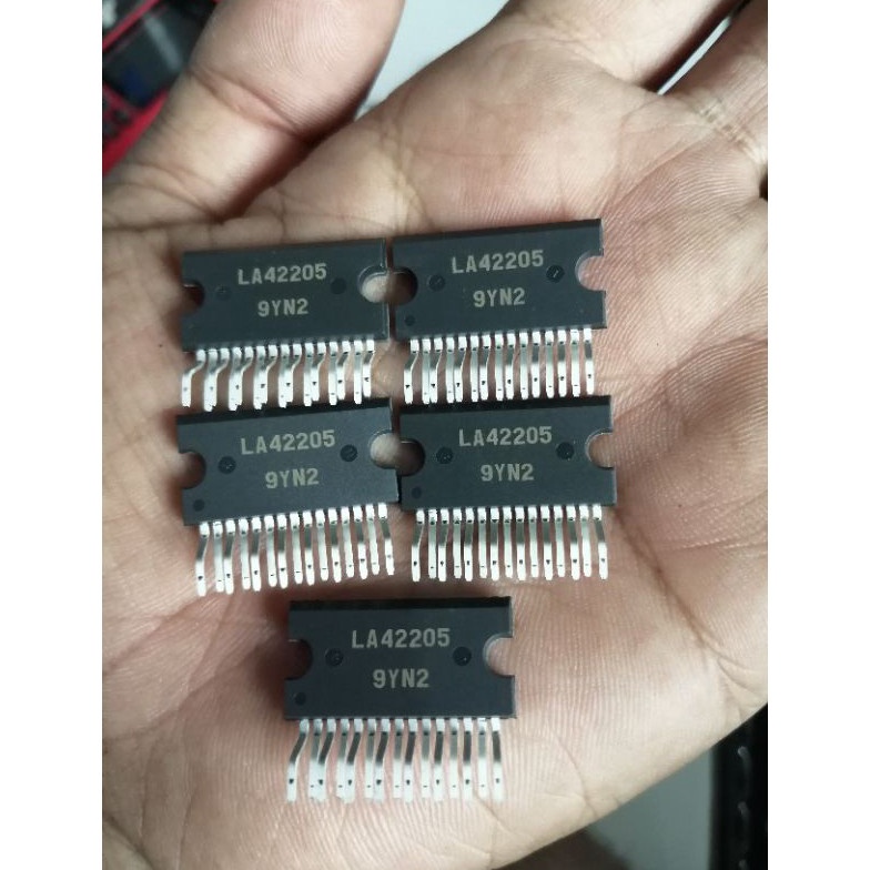 Jual KODE Y8X Ic LA4225 LA 4225 original sanyo | Shopee Indonesia