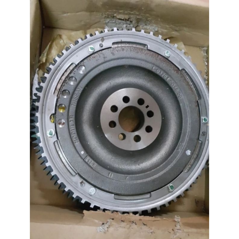 Jual FLYWHEEL NAVARA D 40 GIGI GENDENG RODA GILA NISSAN NAVARA D40 ...