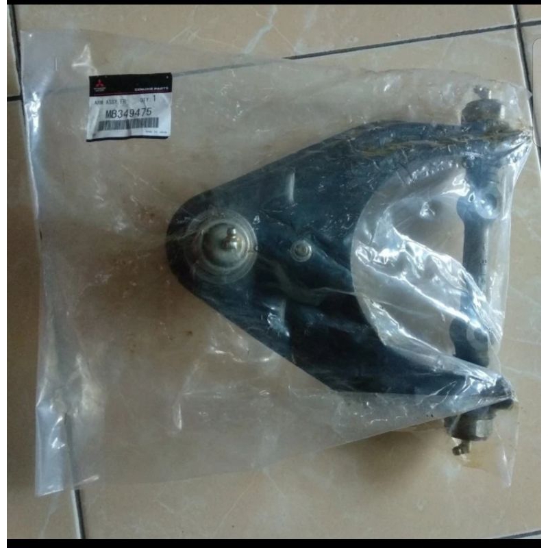 Jual Upper arm Mitsubishi L300 MB349475 Original | Shopee Indonesia
