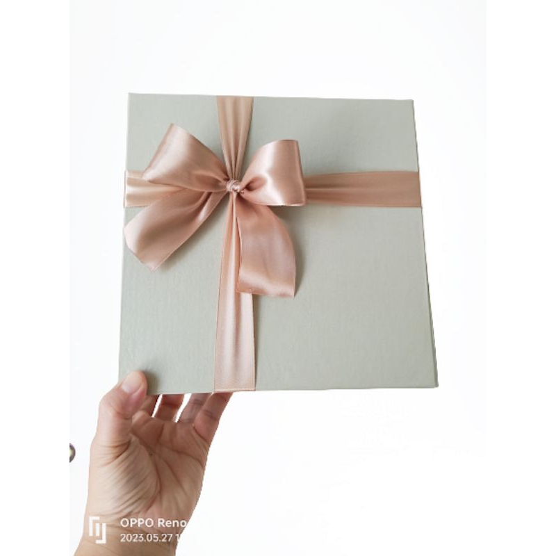 Jual Hardbox Kotak Kado | Shopee Indonesia