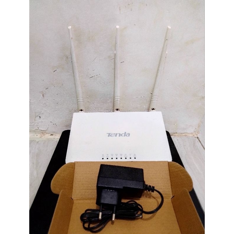 Jual Tenda F3 wireless router 3 antena second | Shopee Indonesia