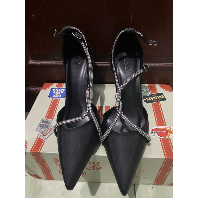 Jual sale! preloved diamond adjustable heels bienbali | Shopee Indonesia