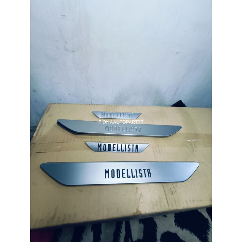 Jual emblem logo body kit innova zenix modelista origianl | Shopee ...