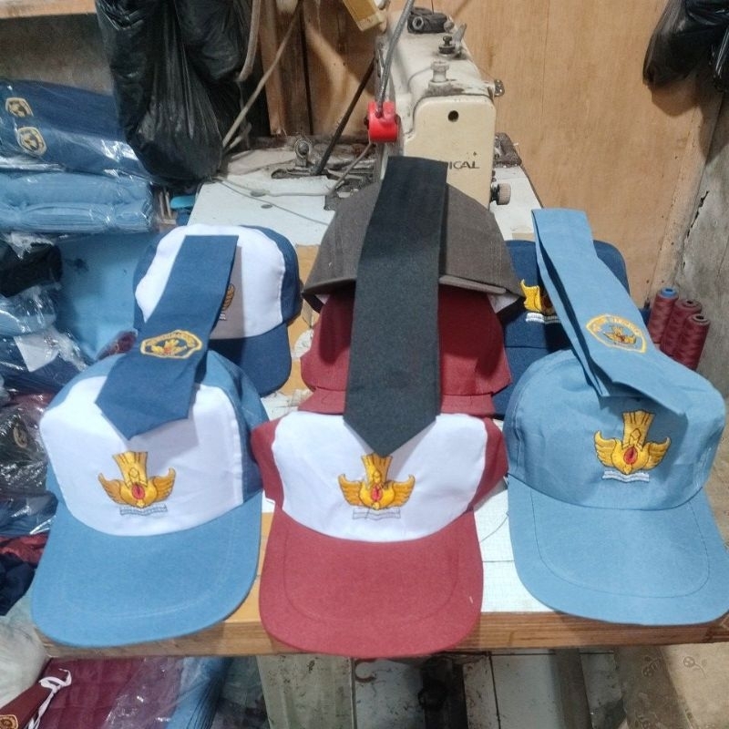 Jual topi sekolah SD SMP SMA SMK logo bordir TUTWRI dasi SD SMP SMA SMK ...