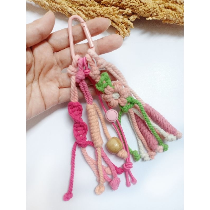 Jual Gantungan Tas Lucu Bag Charm Macrame | Shopee Indonesia