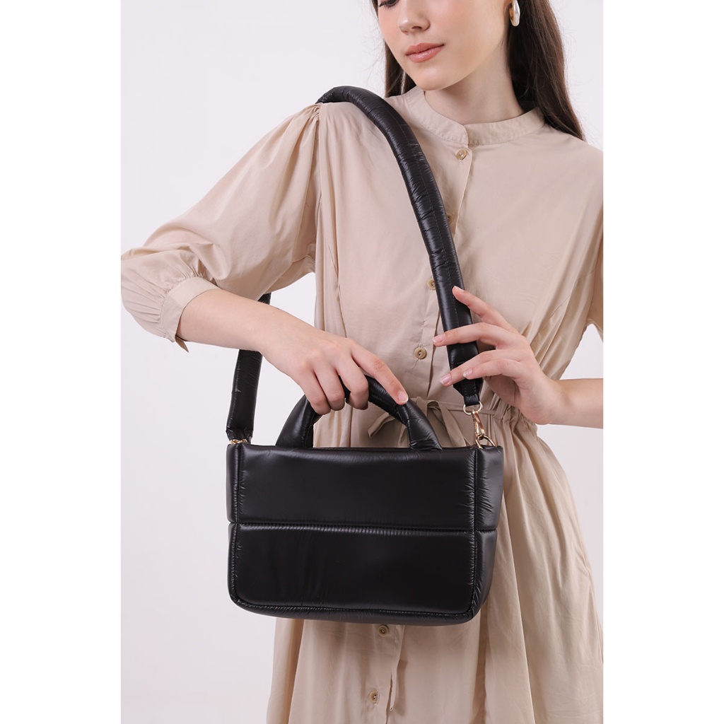 Jual Berrybenka - Tas Tote Bag Pillow Sofia Remalya Puffy Tote Bag ...