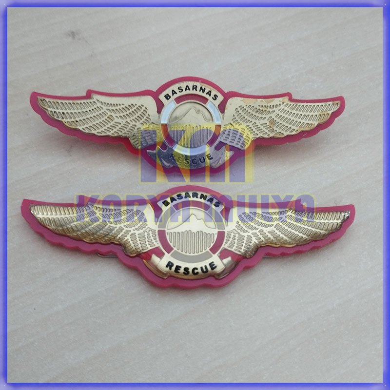 Jual Brevet Wing Basarnas Rescue - Wing Korps Basarnas Logam Kuningan ...