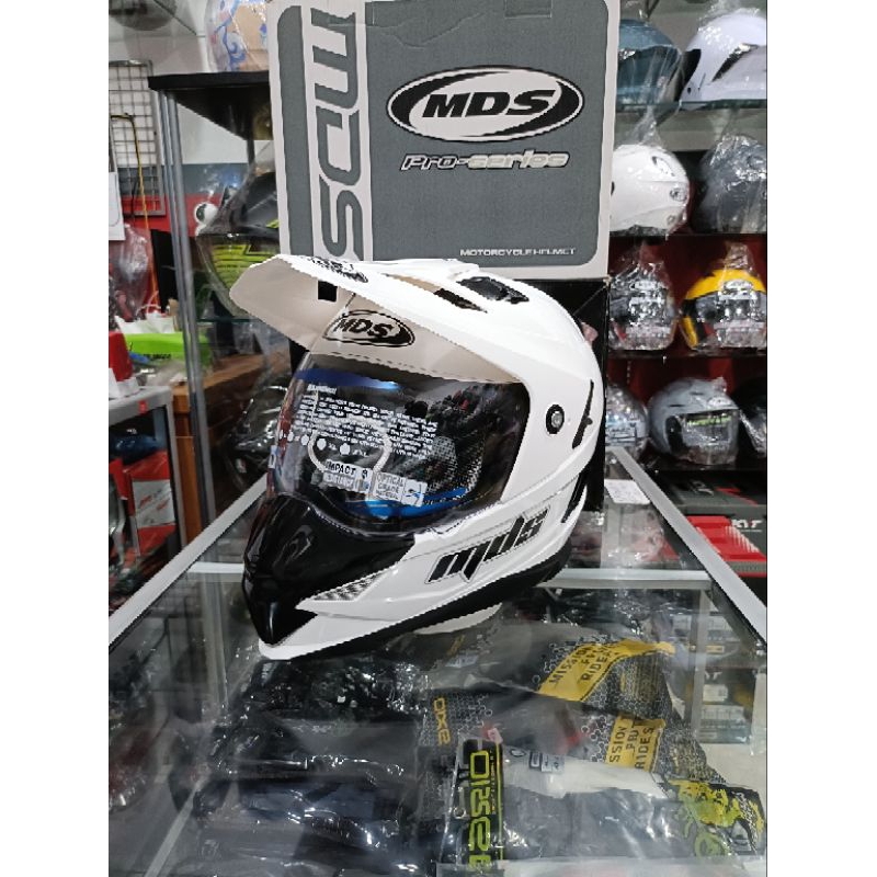 Jual HELM MDS SUPER PRO solid ( Hitam, Putih ) | Shopee Indonesia