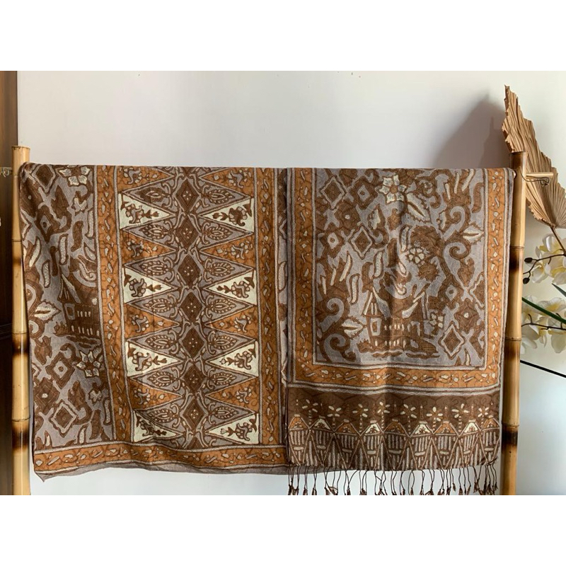 Jual Sarung Selendang Bahan Tenun Jenis Tulis Pewarna Alami | Shopee ...