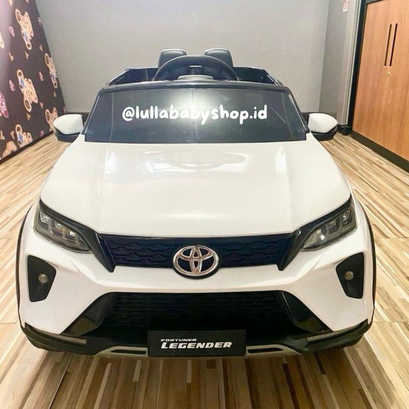 Jual Mainan Mobil AKI Fortuner Legender M7588 Pajero Sport M8899 ...