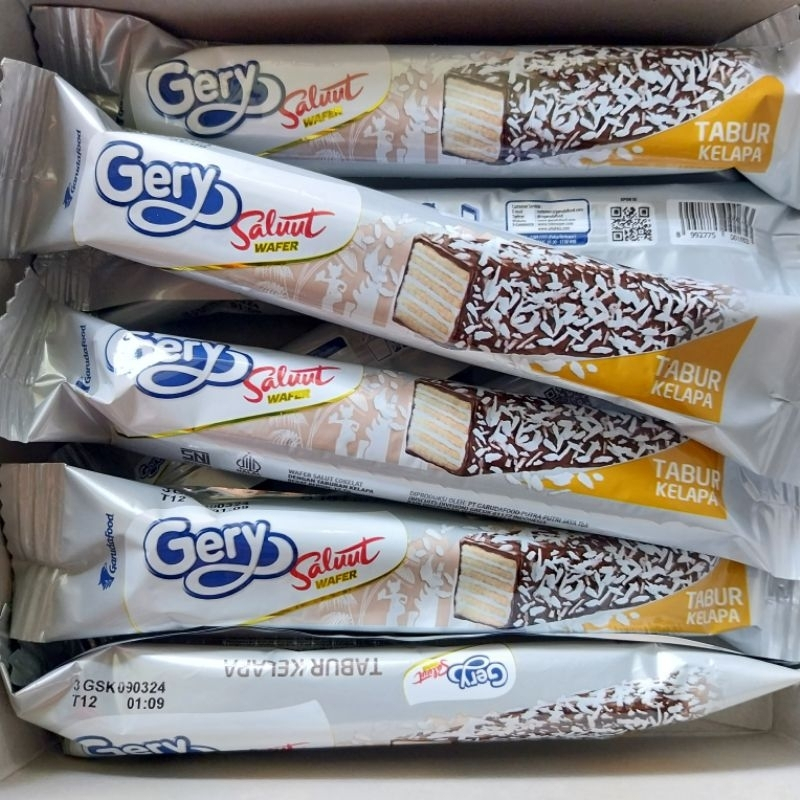 Jual GERY SALUT WAFER TABUR KELAPA | Shopee Indonesia