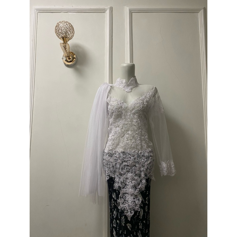 Jual kebaya Domas/kebaya modern/kebaya wisuda/kebaya pagar ayu/kebaya ...