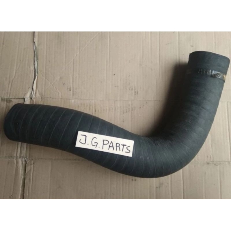 Jual SELANG RADIATOR ATAS / UPPER HOSE SHORT MC011261 MITSUBISHI FUSO ...