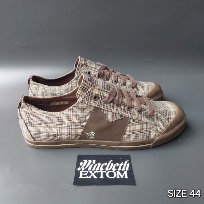 Jual Macbeth Eliot Classic Gen 3 Choccoplaid Rare Item Size 44.5 | Shopee Indonesia