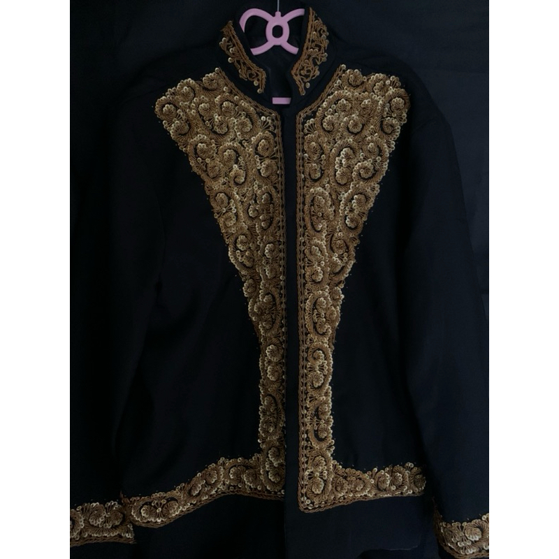 Jual Basofi Pengantin Sunda Hitam Jumbo Preloved/Second/Bekas | Shopee ...