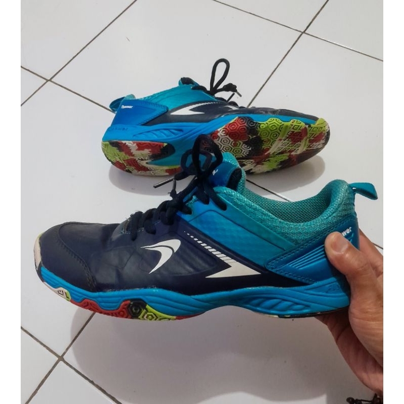 Jual Sepatu Badminton Flypower Losari Original for Men (Preloved/Second ...