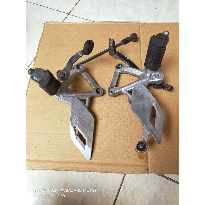 Jual foot step depan CBR 150 fi cbu Thailand 2011-2016 second original ...