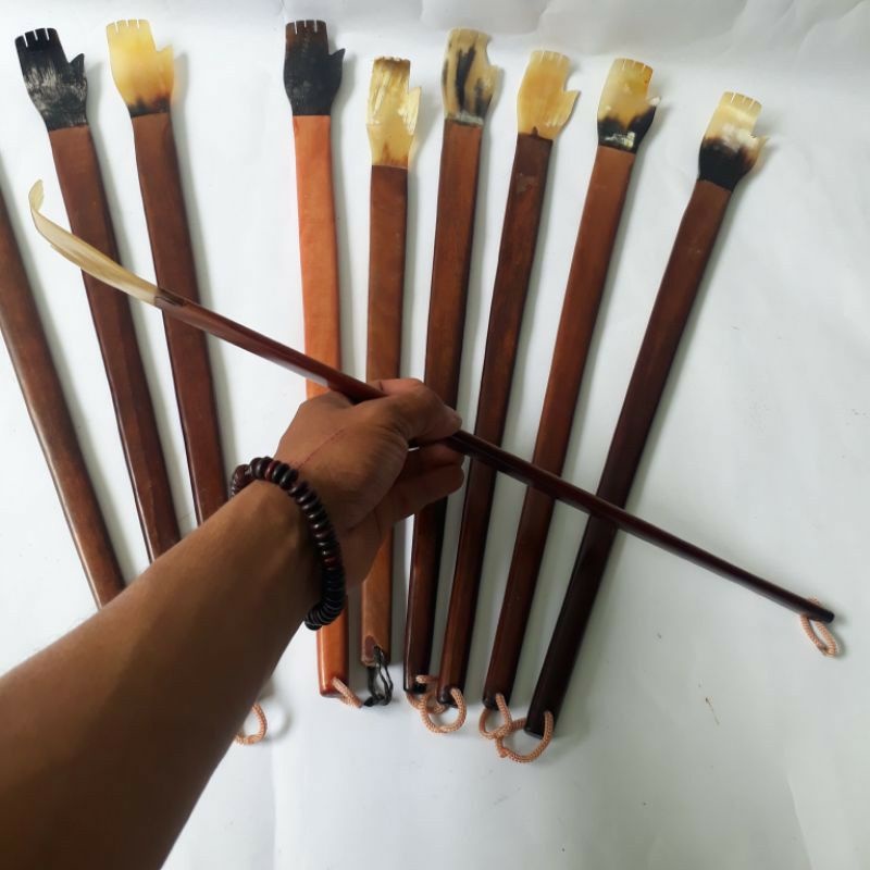 Jual Alat Penggaruk Punggung Garukan Punggung Bahan Kayu Dan Tanduk ...