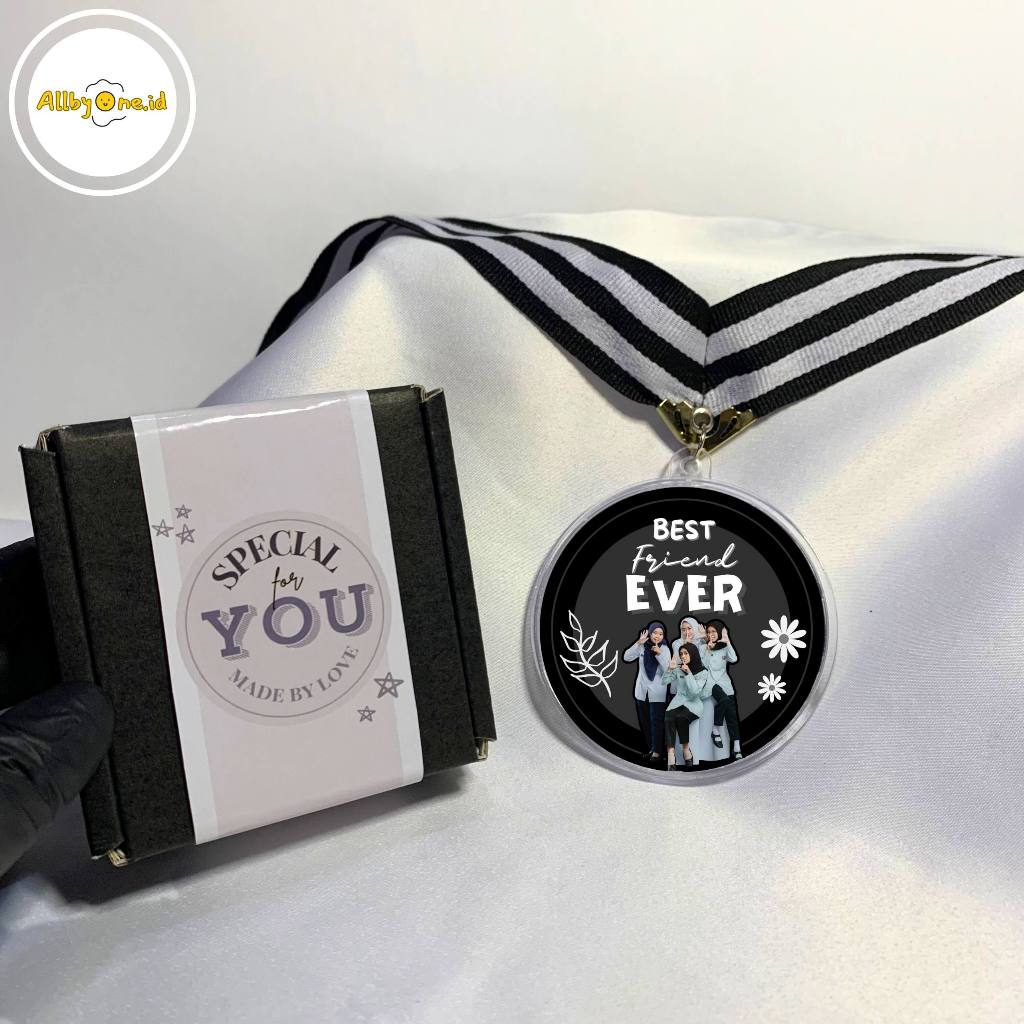 Jual Medali Custom Kado Ulang Tahun Wisuda Perpisahan Gift Box Mendali ...
