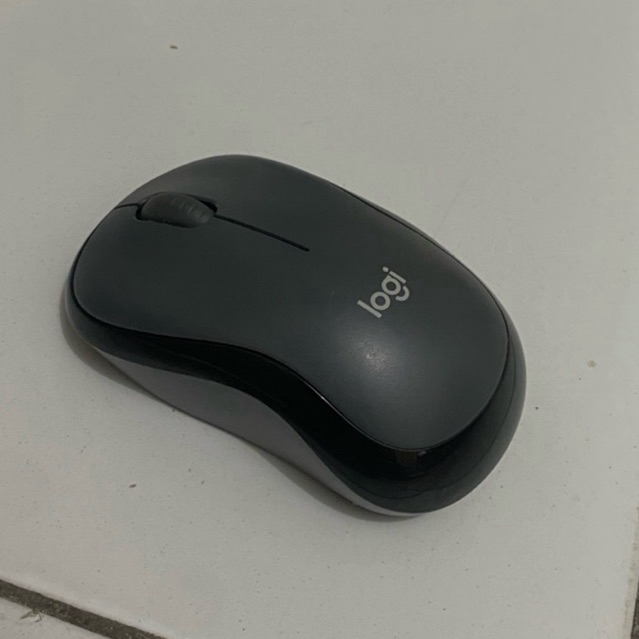 Jual Logitech Mouse Silent Click Grey | Shopee Indonesia