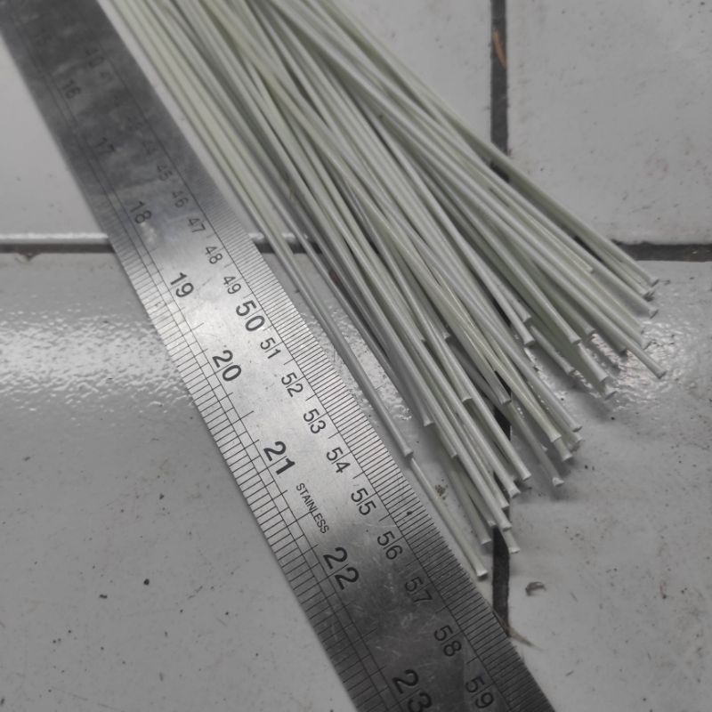 Jual Fiber Untuk Layangan Sukoi ukuran 1.8mm & 1.5mm panjang 55cm | Shopee Indonesia