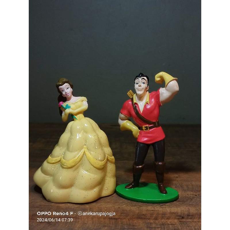 Jual action figure beauty and the beast gaston and princess belle ...