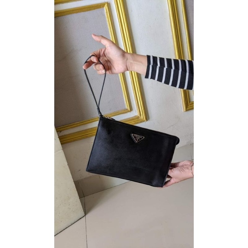Jual PRADA Clutch Saffiano Leather 100% AUTHENTIC ORIGINAL Made In ...