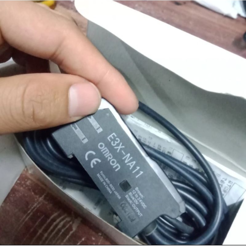 Jual PHOTOELECTRIC SWITCH OMRON E3X-NA11 ORIGINAL ASLI | Shopee Indonesia