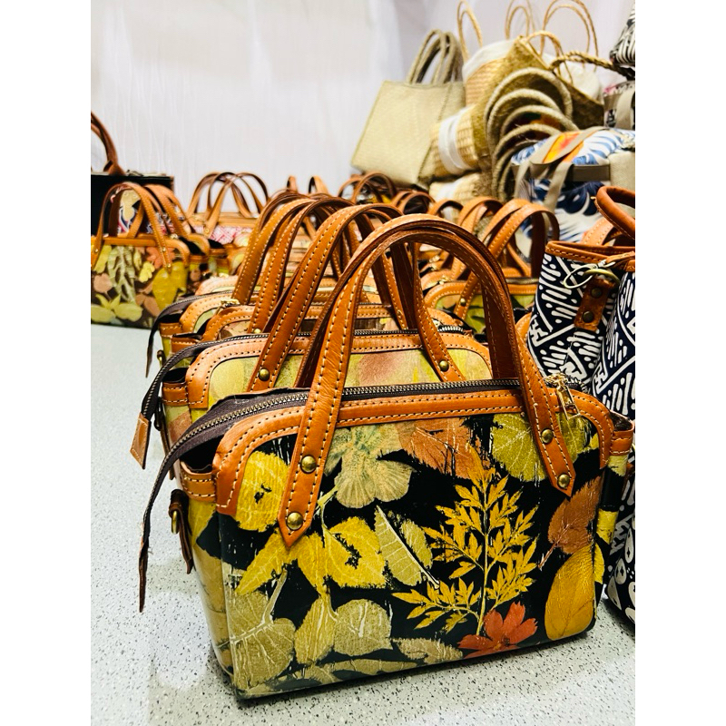 Jual Tas kulit ecoprint pendi ada tali panjang | Shopee Indonesia