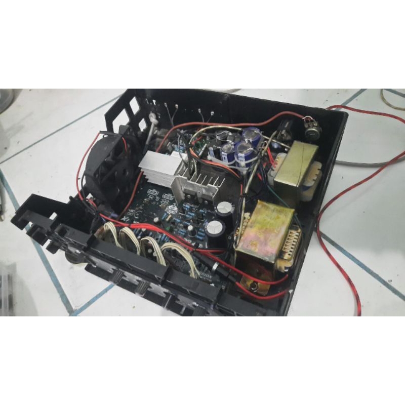 Jual amplifier stereo, double trafo (total 5 Amper) PMPO nya 2000w x ...