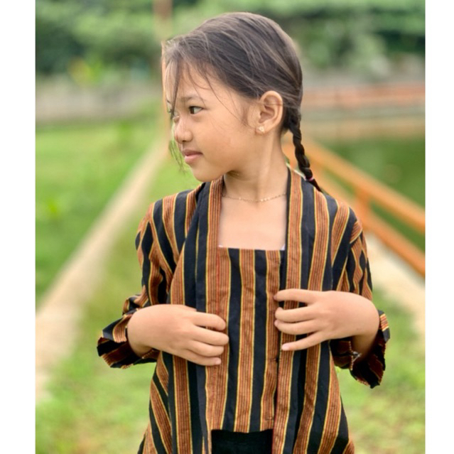 Jual Lurik Anak Kebaya Kutu Baru Surjan Anak | Shopee Indonesia