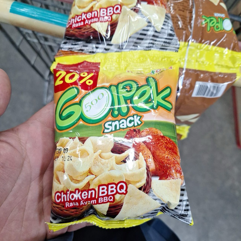 Jual GOPEK snack 10x10gram renteng chicken BBQ | Shopee Indonesia
