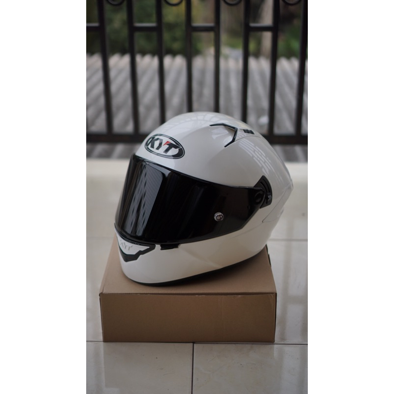 Jual HELM ORIGINAL KYT NFR WHITE PEARL SECOND MULUS LIKE NEW NEGO ...