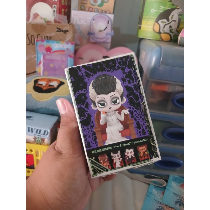 Jual popmart universal monsters | Shopee Indonesia