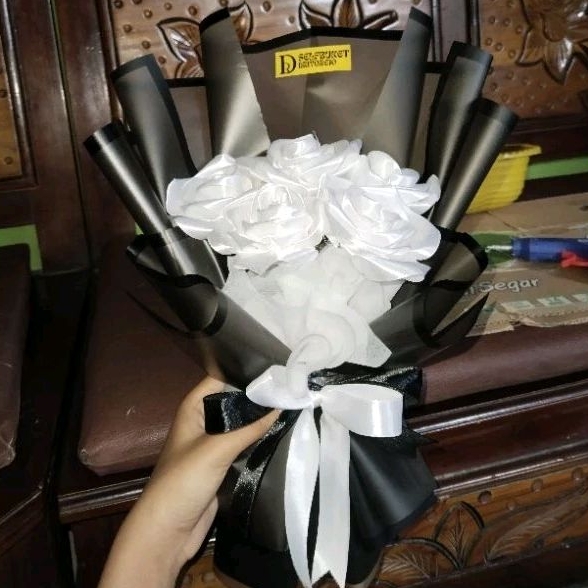 Jual BUKET BUNGA PITA SATIN 5 TANGKAI | Shopee Indonesia