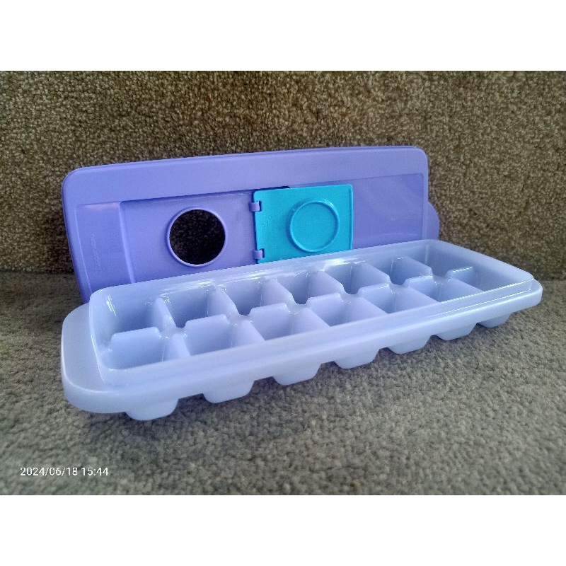 Jual Ice tray Tupperware/ Cetakan es batu | Shopee Indonesia