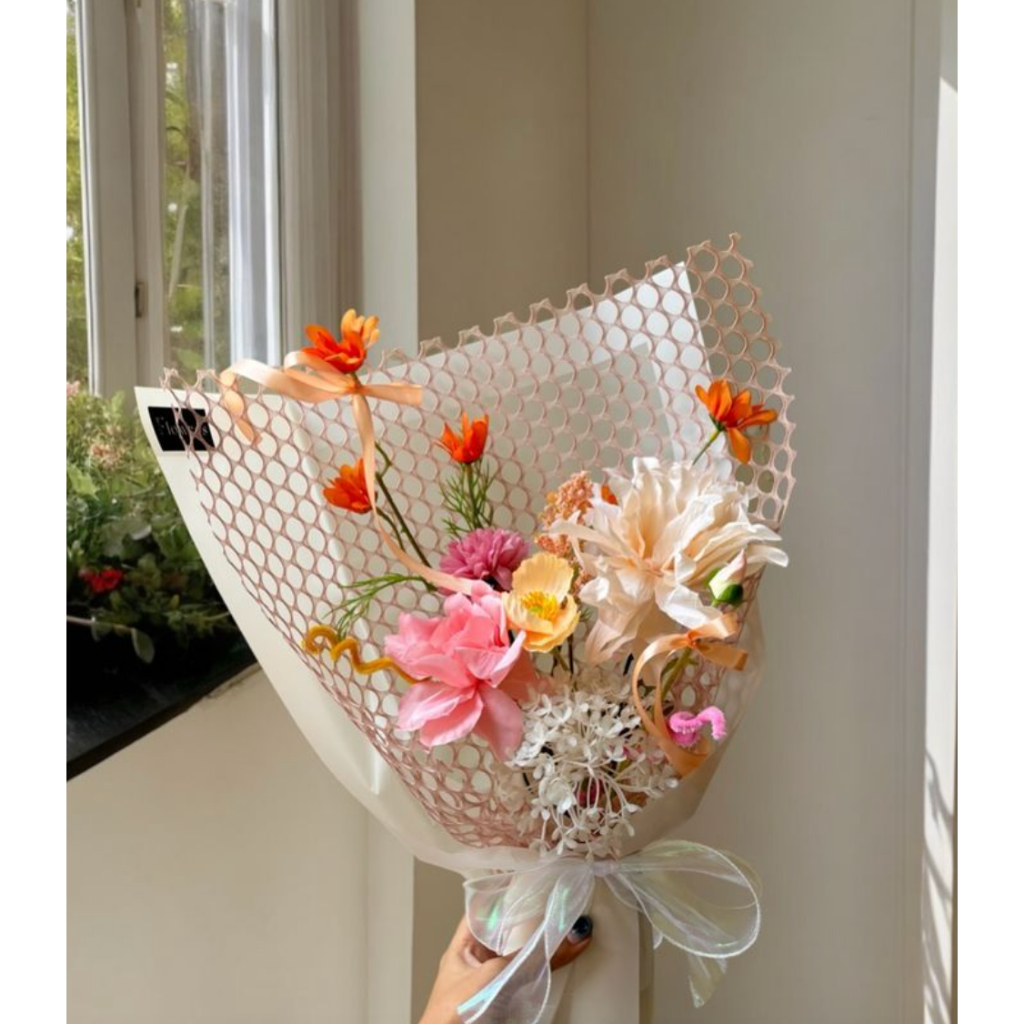 Jual Peachy blush - Buket Bunga Artificial Wisuda / Buket Hologram ...