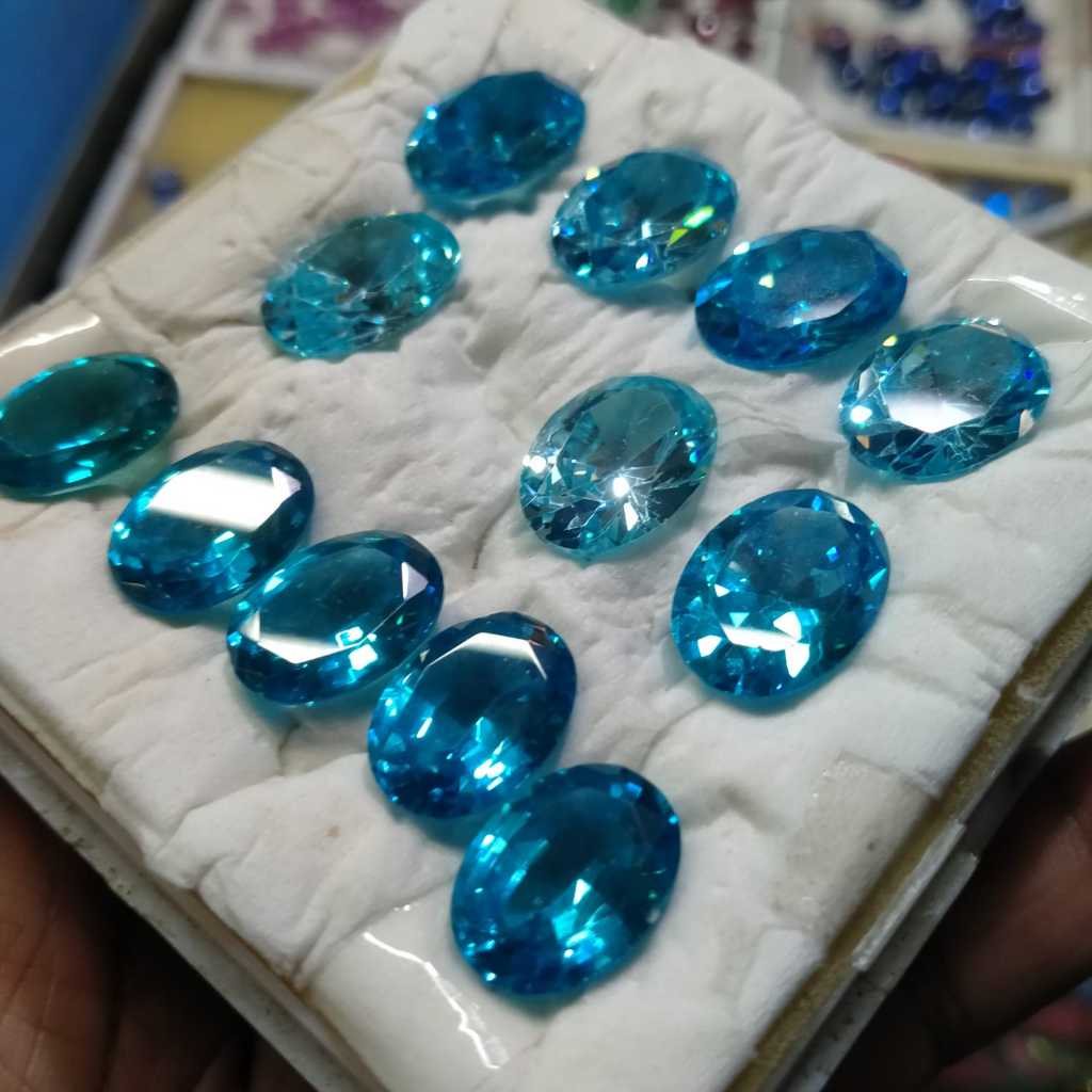 Jual Batu King Topas / Blue Topaz London Oval Facet | Shopee Indonesia
