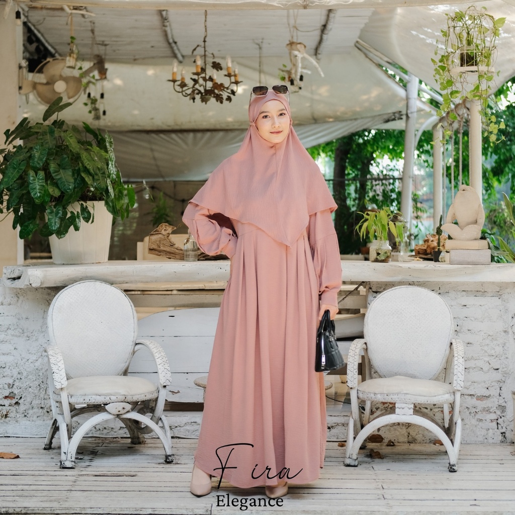 Jual Gamis Crinkle Polos Coral Pink Lili – Adem, Elegan & Nyaman | Fira ...