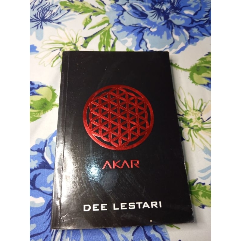 Jual novel dee lestari akar dan ksatria putri bintang jatuh | Shopee ...