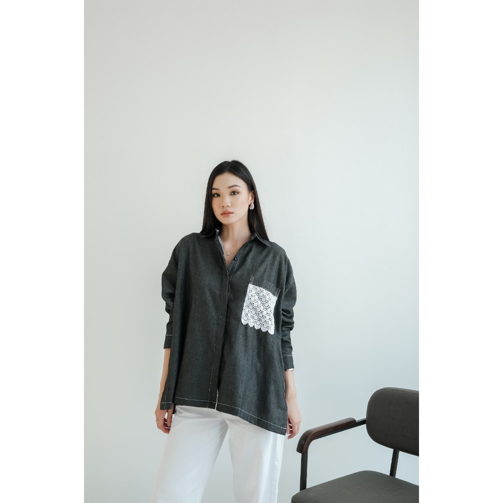 Jual SEMINGGU - Kiko Longsleeve Oversized Shirt (Pre Oder) | Shopee ...