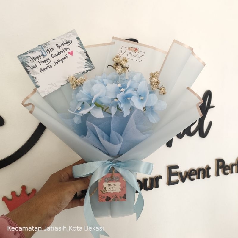 Jual BUKET BUNGA HYDRANGEA BUKET WISUDA BUNGA ARTIFICIAL DIKIRIM HARI ...