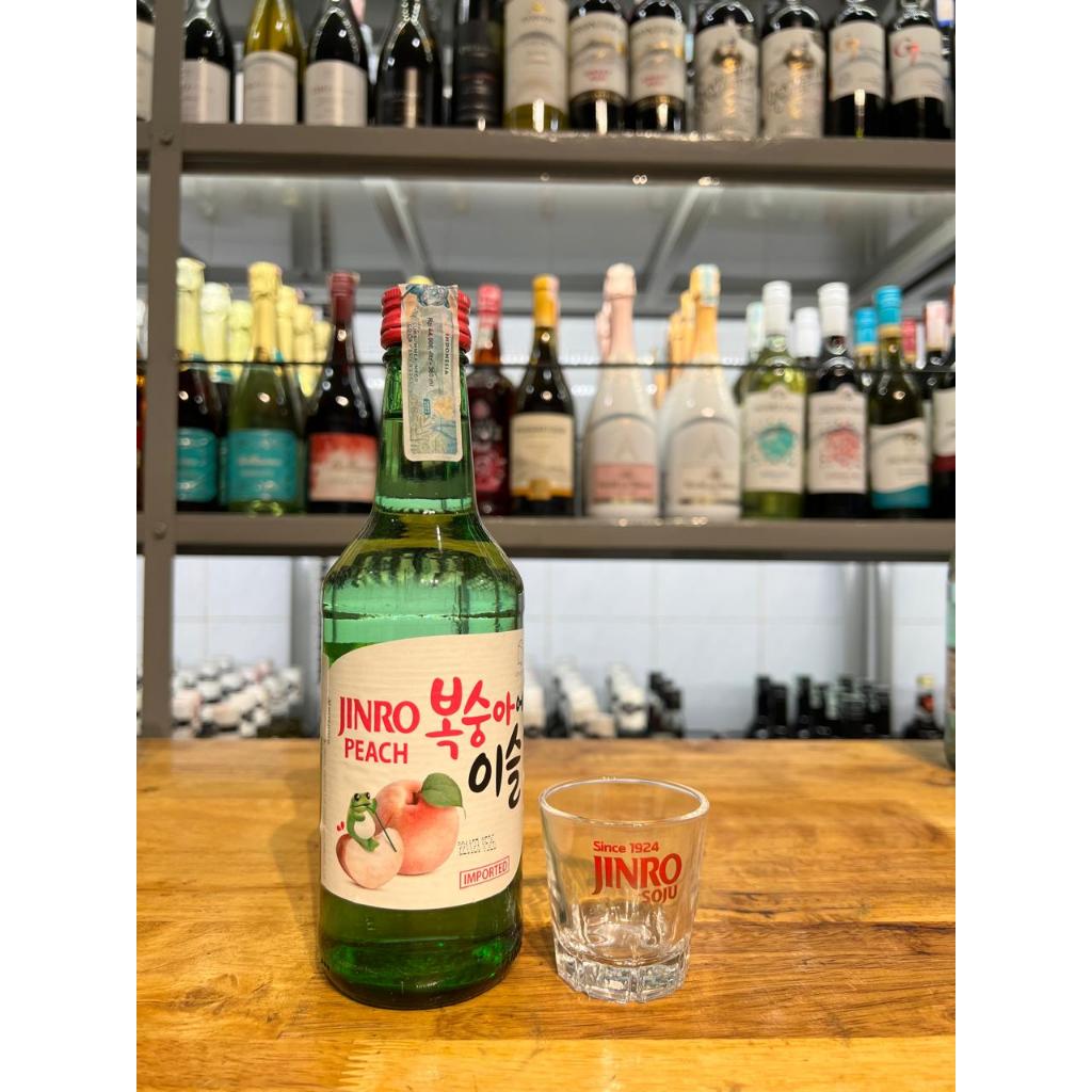Jual SOJU JINRO CHAMISUL PEACH 360 ML FREE 1 PC SLOKI | Shopee Indonesia