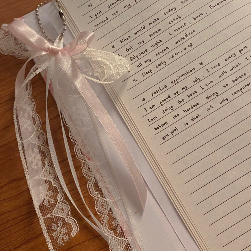 Jual READY STOCK ! Ribbon Lace Coquette Handmade | Keychain | By Zifara ...