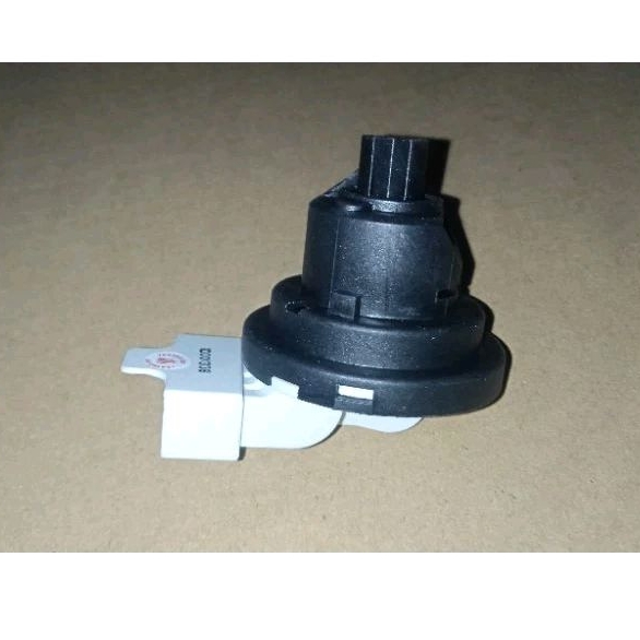 Jual Switch Kunci rotary kontak Vespa Sprint Primavera iget | Shopee ...