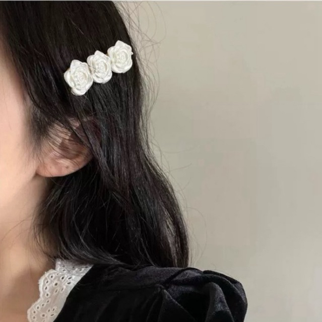 Jual White Rose Hair Clip / June Jepitan Rambut Bunga Mawar Putih ...