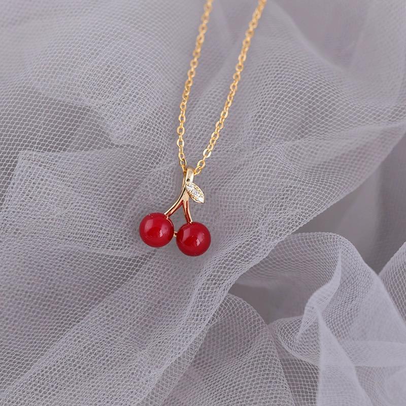 Jual Kalung Titanium Wanita Mewah Elegan Viral 2024 Dengan Rantai Nuri ...