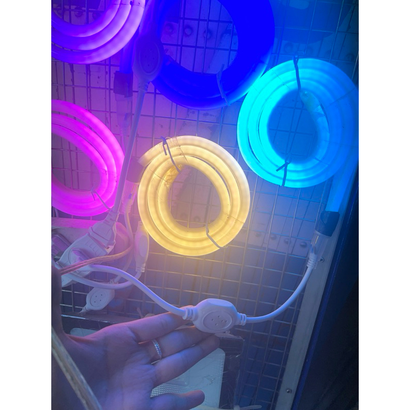 Jual Socket Neon Flex Listrik Stripe | Shopee Indonesia