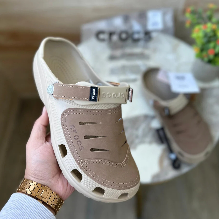 Jual Sepatu Sandal Crocs YUKON Original | Shopee Indonesia